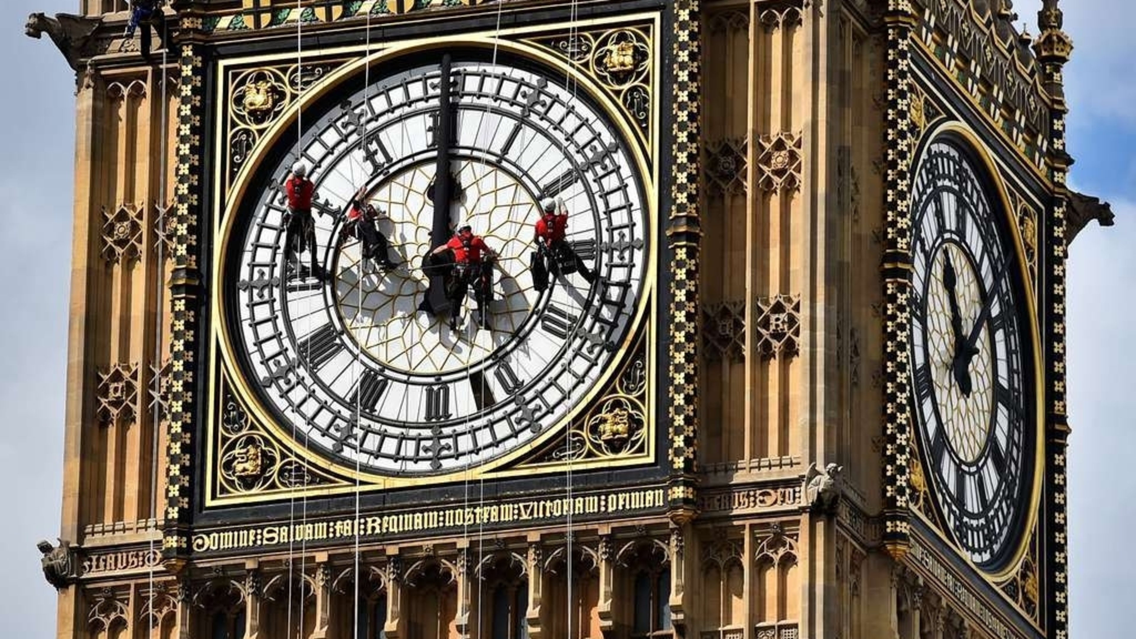 London s Big Ben Gets Clock Face Clean up Luxembourg Times